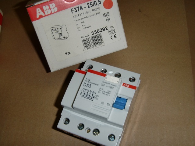 elstock Schaufenster - F374-25/0,5 Fehlerstromschutzschalter 25A/4/500mA